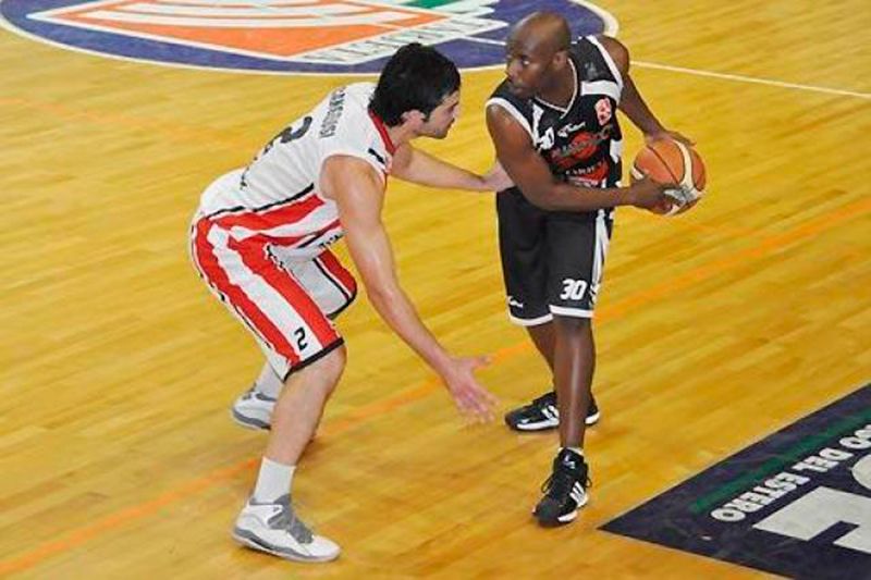 A diez años del triple de Frank Williams, que salvó a Olímpico - Diario ...