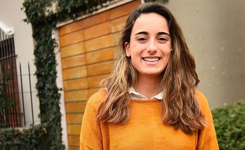 Una cordobesa de 16 años logró la mejor nota del mundo en un examen de ...