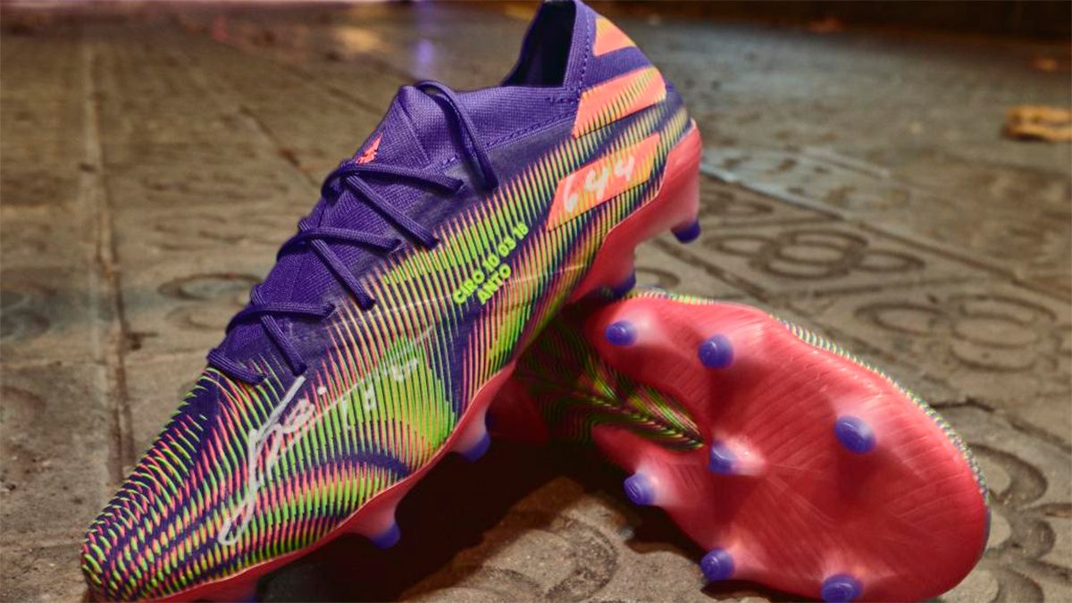 Mirá los botines personalizados que usará Messi tras superar el récord ...