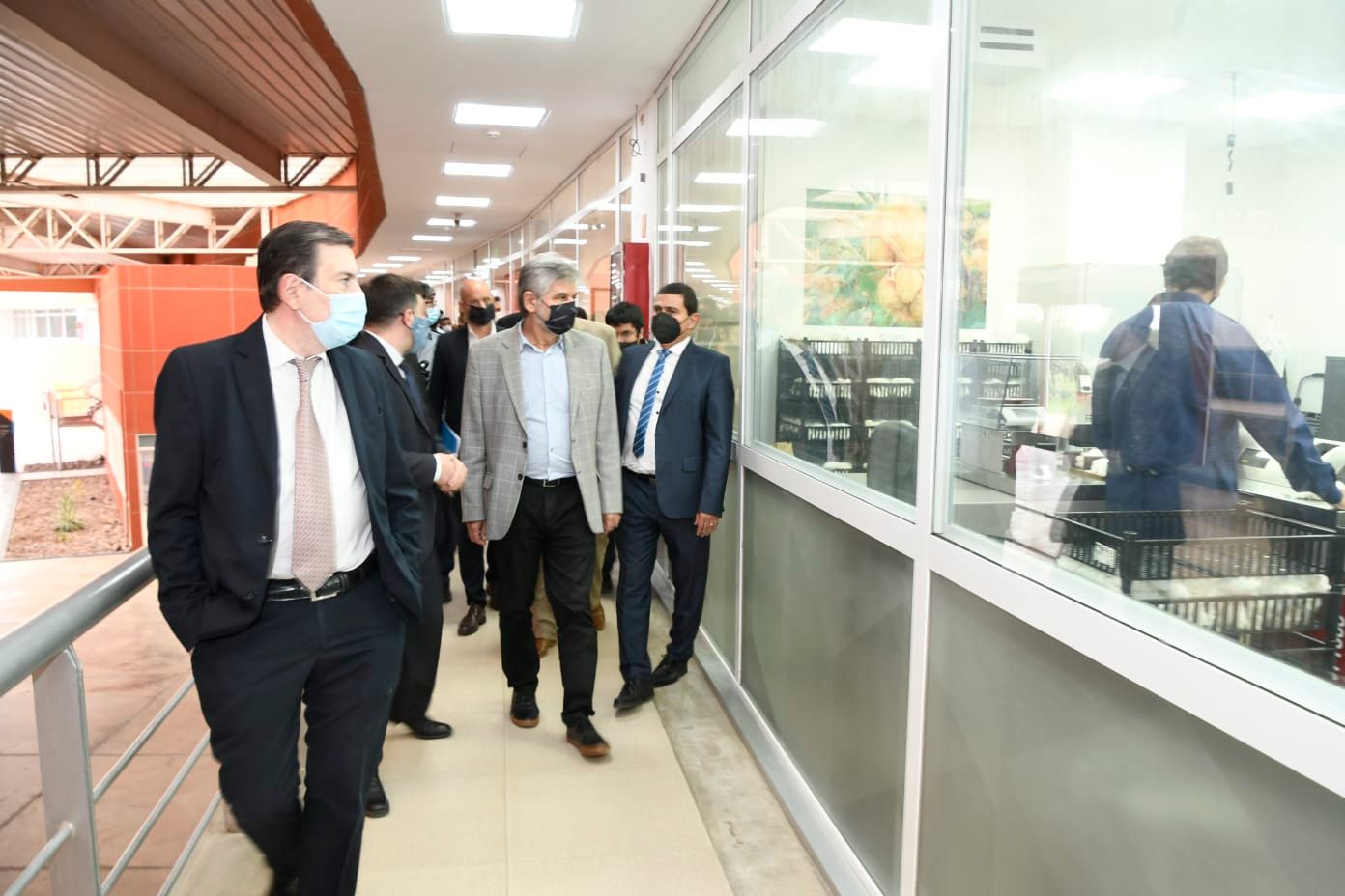 El ministro Daniel Filmus recorrió el Nodo Tecnológico junto al ...