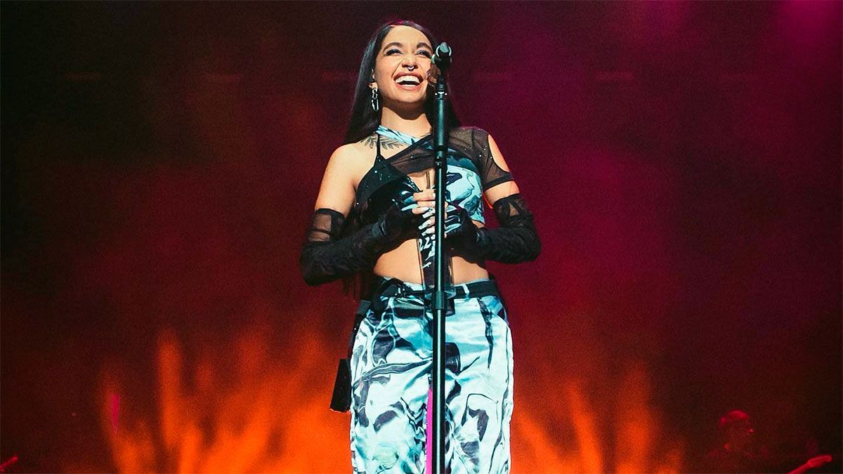 María Becerra llega a Santiago para brindar un show en el estadio Único ...