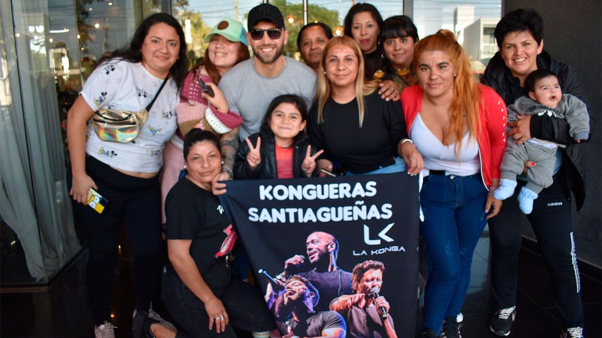 La Konga ya está en Santiago y fueron recibidos por sus fans - Diario ...