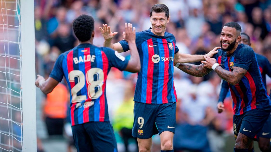 Doblete de Lewandowski para la victoria del Barcelona sobre el Elche ...