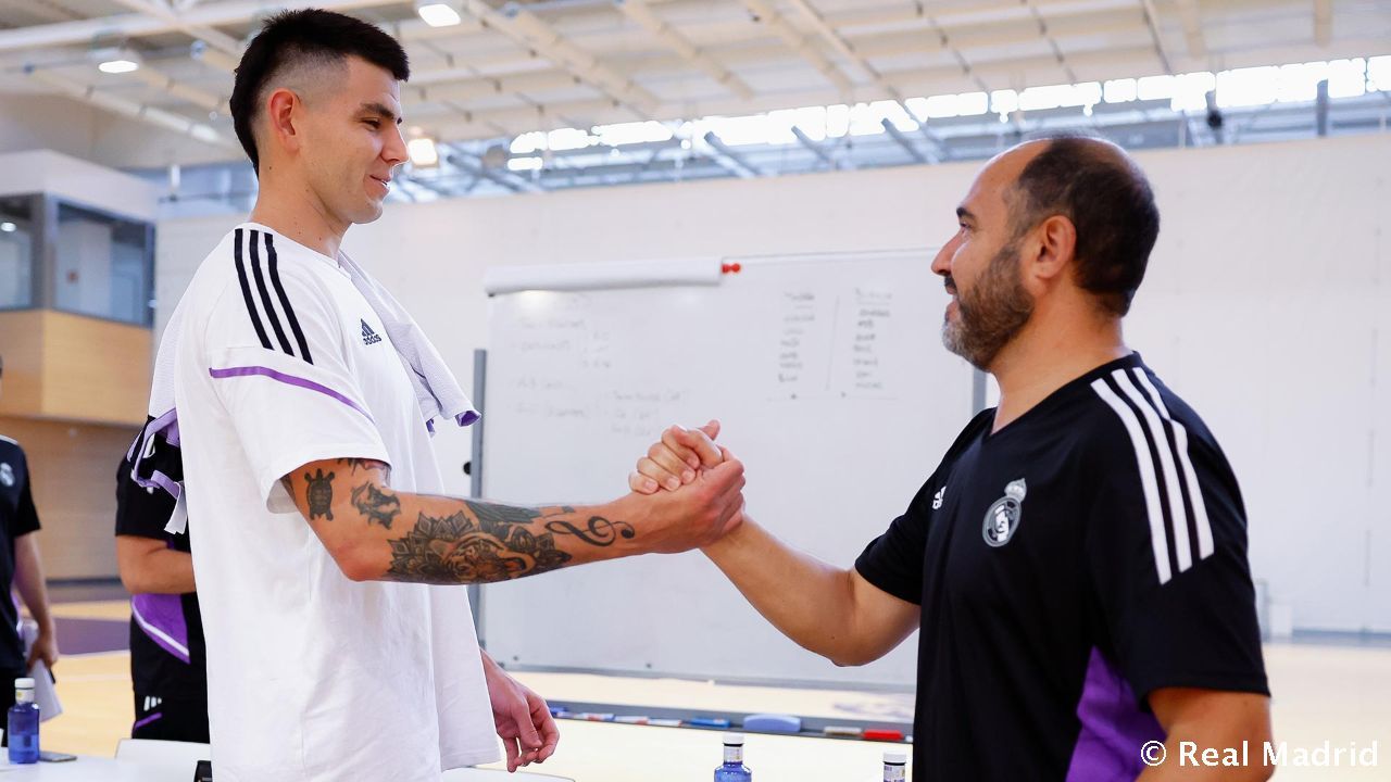 Gabriel Deck llegó a España y se incorporó a los entrenamientos del ...