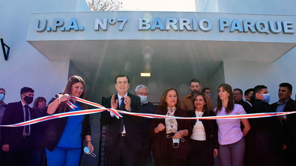El gobernador dejó habilitado el nuevo edificio de la UPA Nº 7 - Diario ...