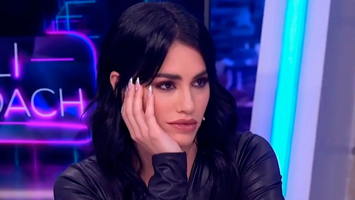 Lali cruzó en vivo a un acosador, en el programa más famoso de España ...