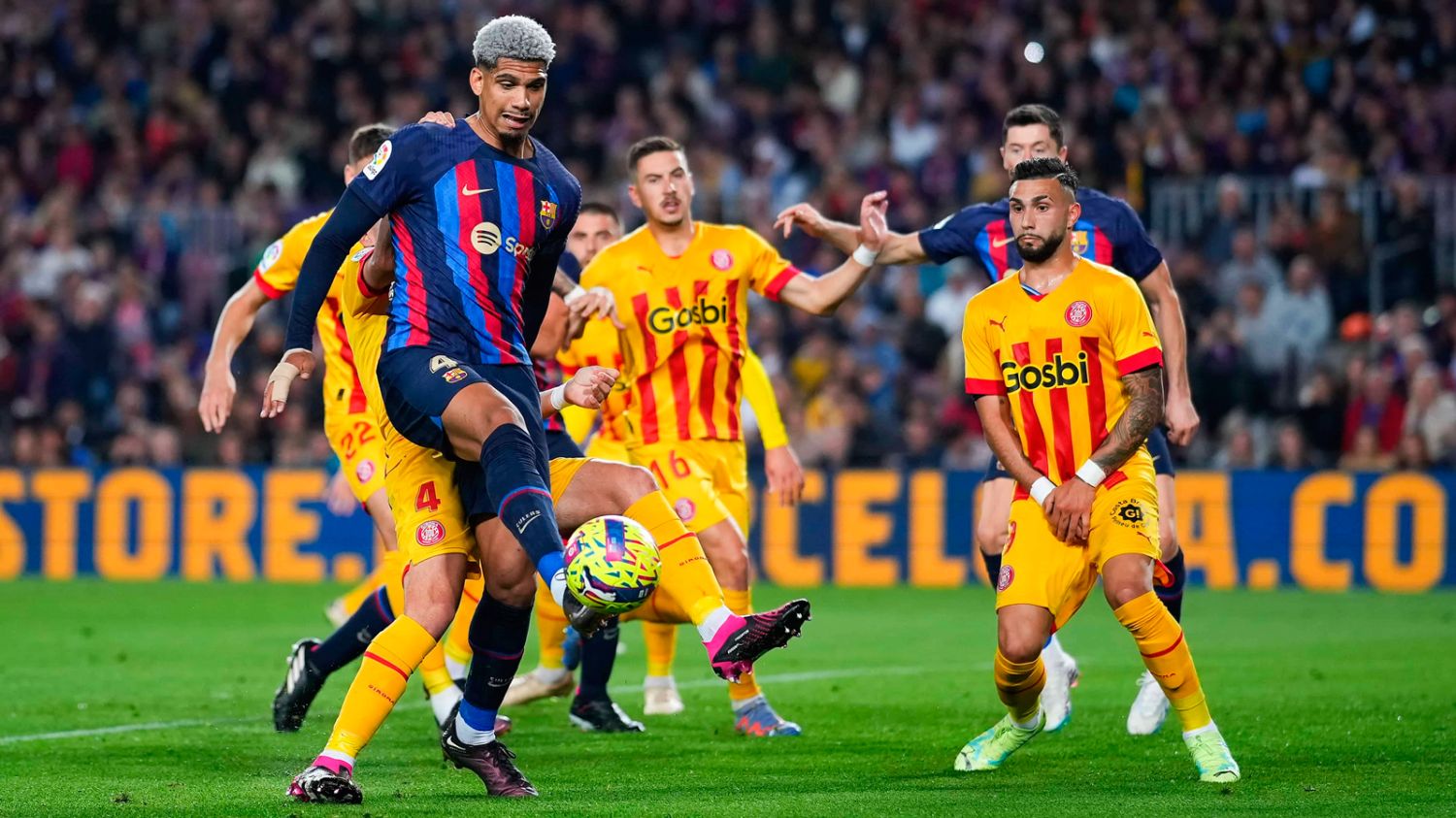 Barcelona no pudo aprovechar su momento y terminó sin goles ante el ...