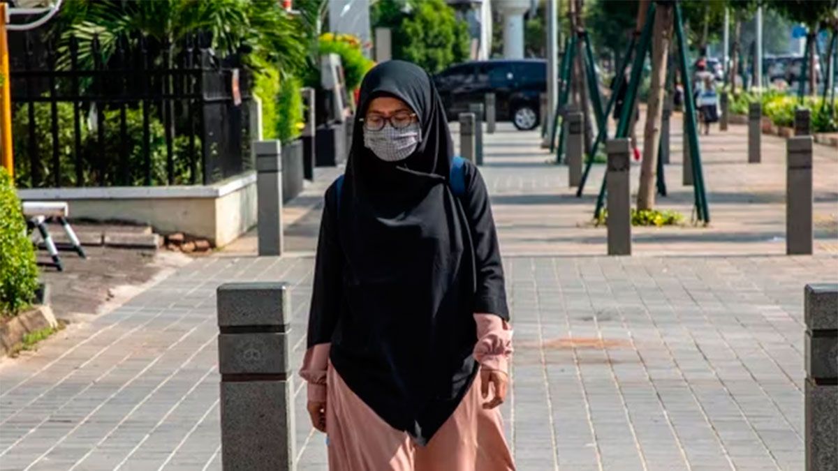 Irán anunció la entrada en vigor de la Ley del Hiyab y la Castidad ...