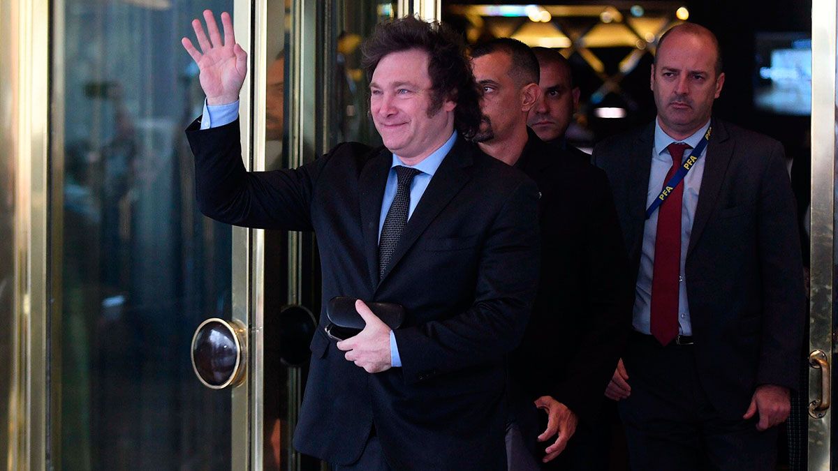 Milei encabezó una nueva reunión del Gabinete nacional en la Casa de ...