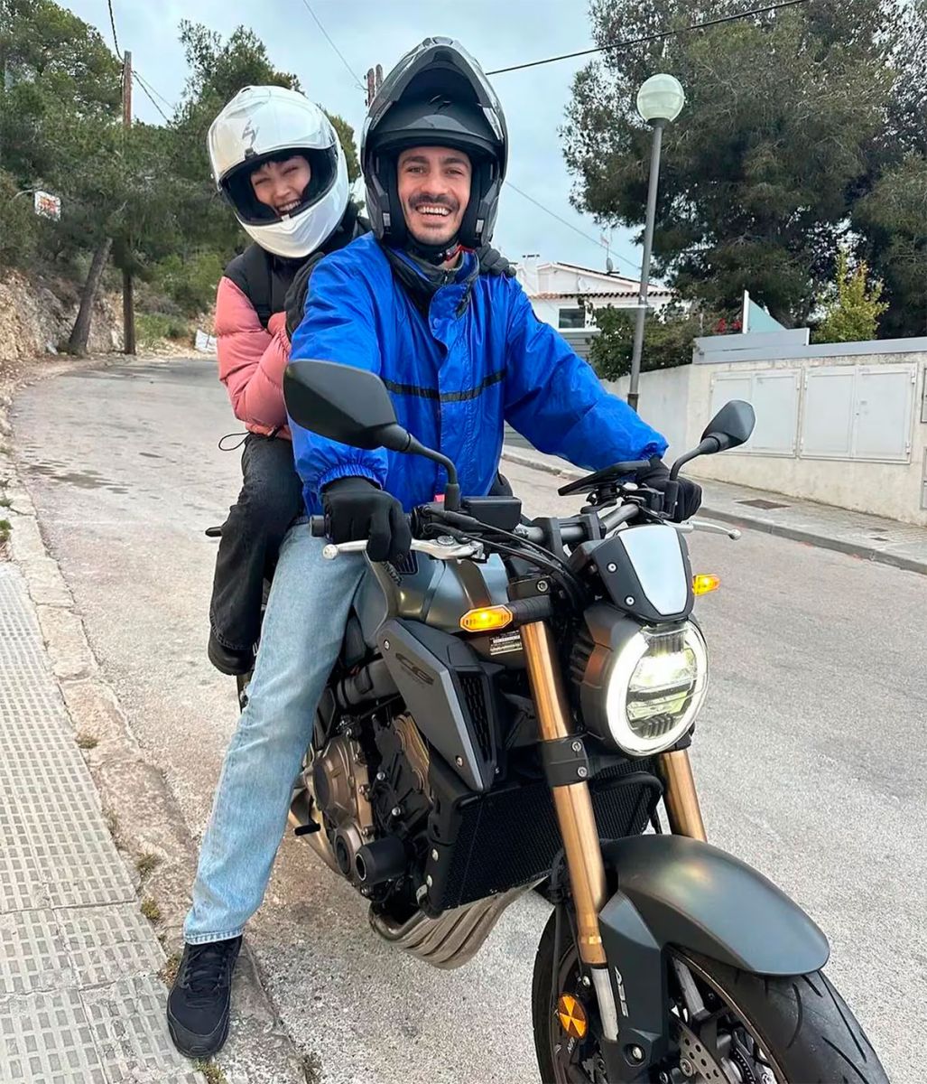 No entra una más?”: la curiosa foto que compartió El Chino Darín junto ...