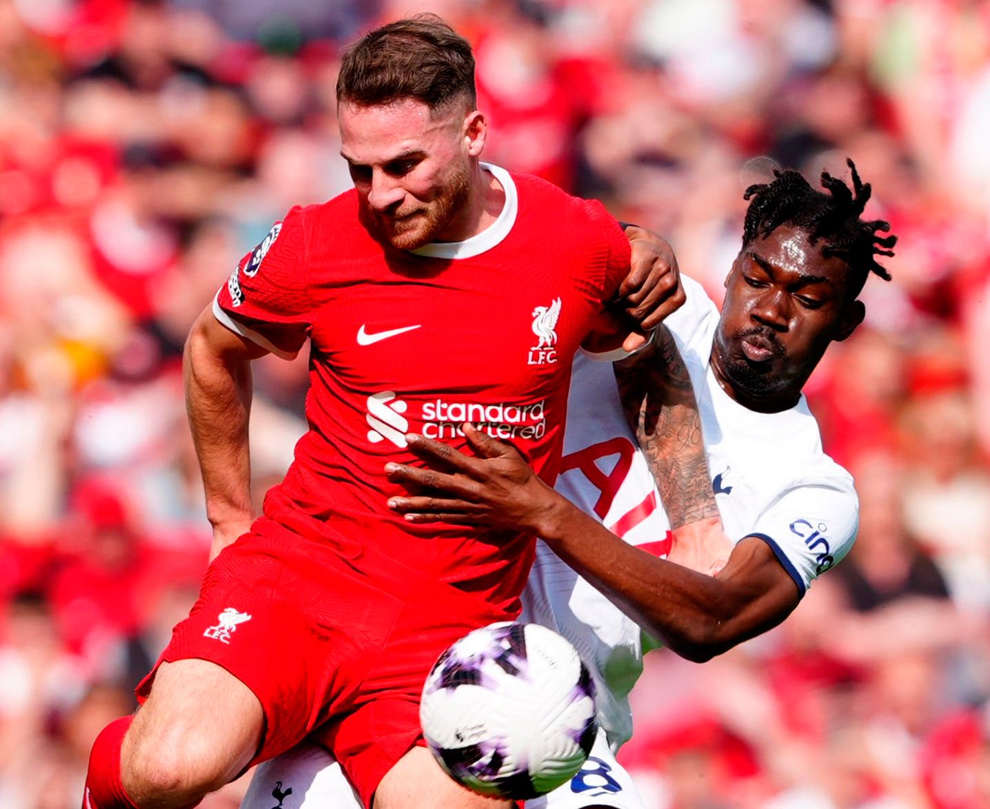 El Liverpool de Mac Allister venció al Tottenham de Cuti Romero en un ...