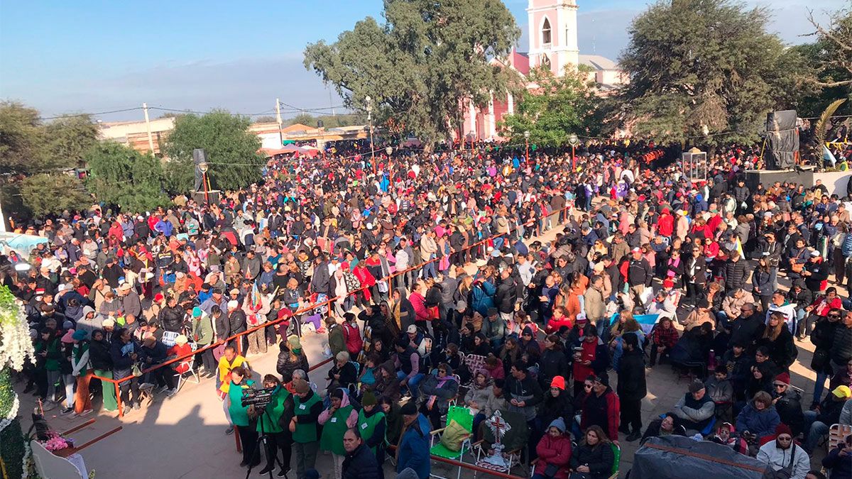 En fotos: la celebración de Mailín congregó a miles de fieles - Diario ...