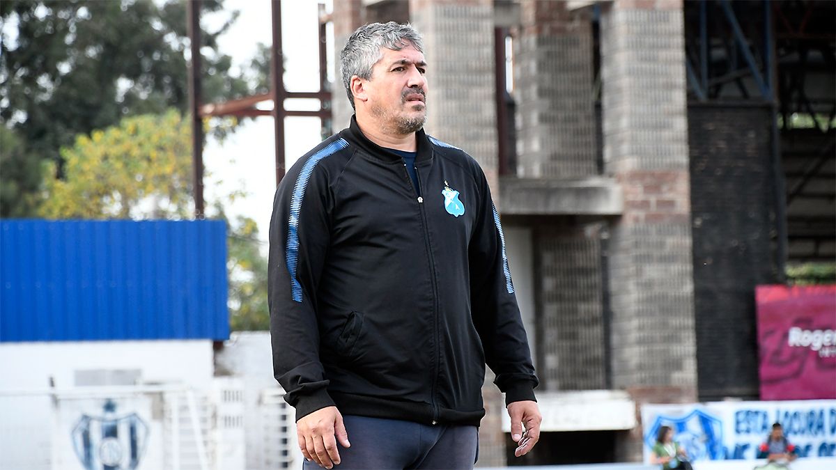 Cristian Grabinski pegó el portazo y dejó de ser el entrenador de ...