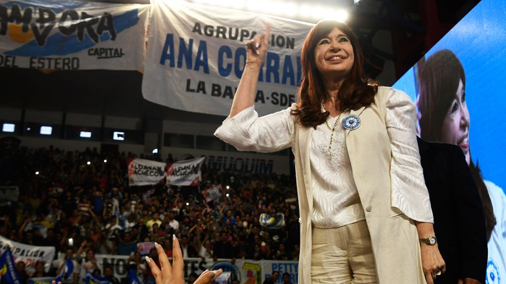 Cristina en Santiago: Quería venir a agradecerles porque esta provincia ...
