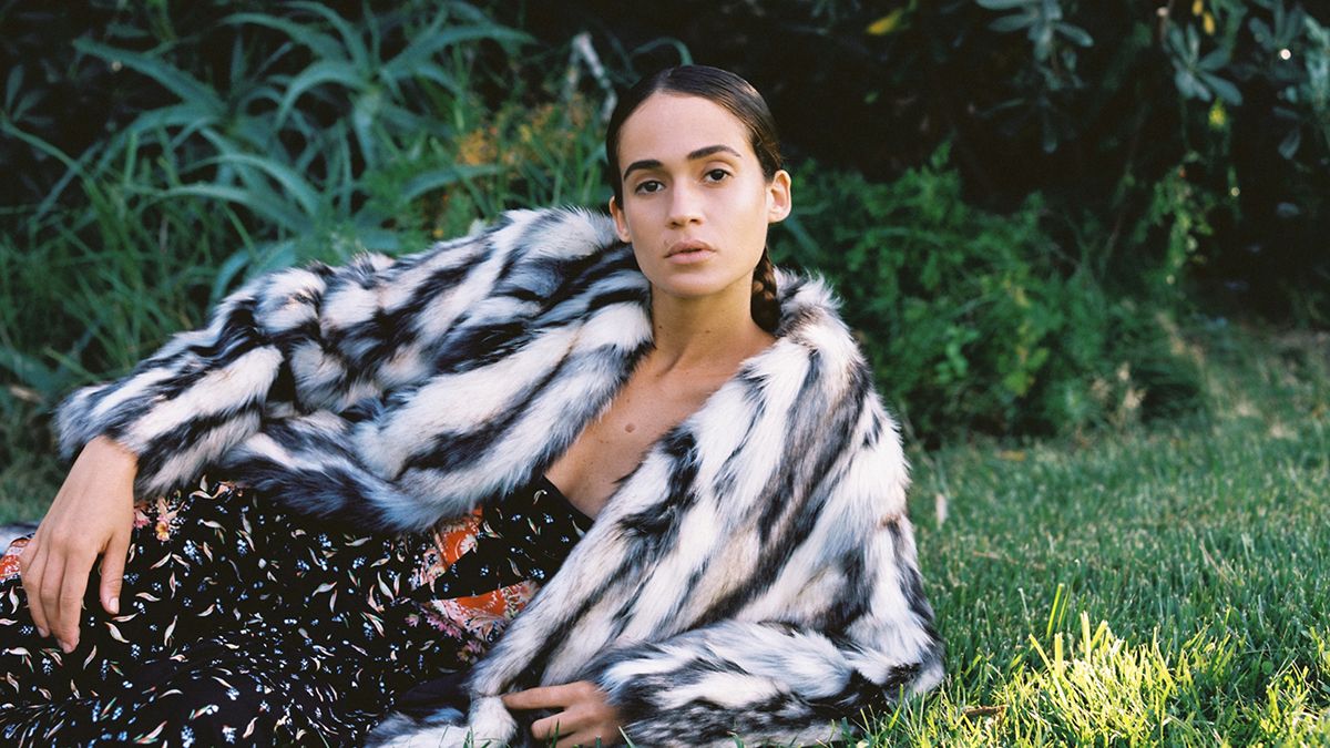 Niv Sultan protagoniza el thriller policial Murder at the Dead Sea ...