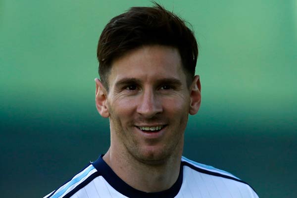 Messi pecho frío, el video más visto en Facebook - Diario Panorama
